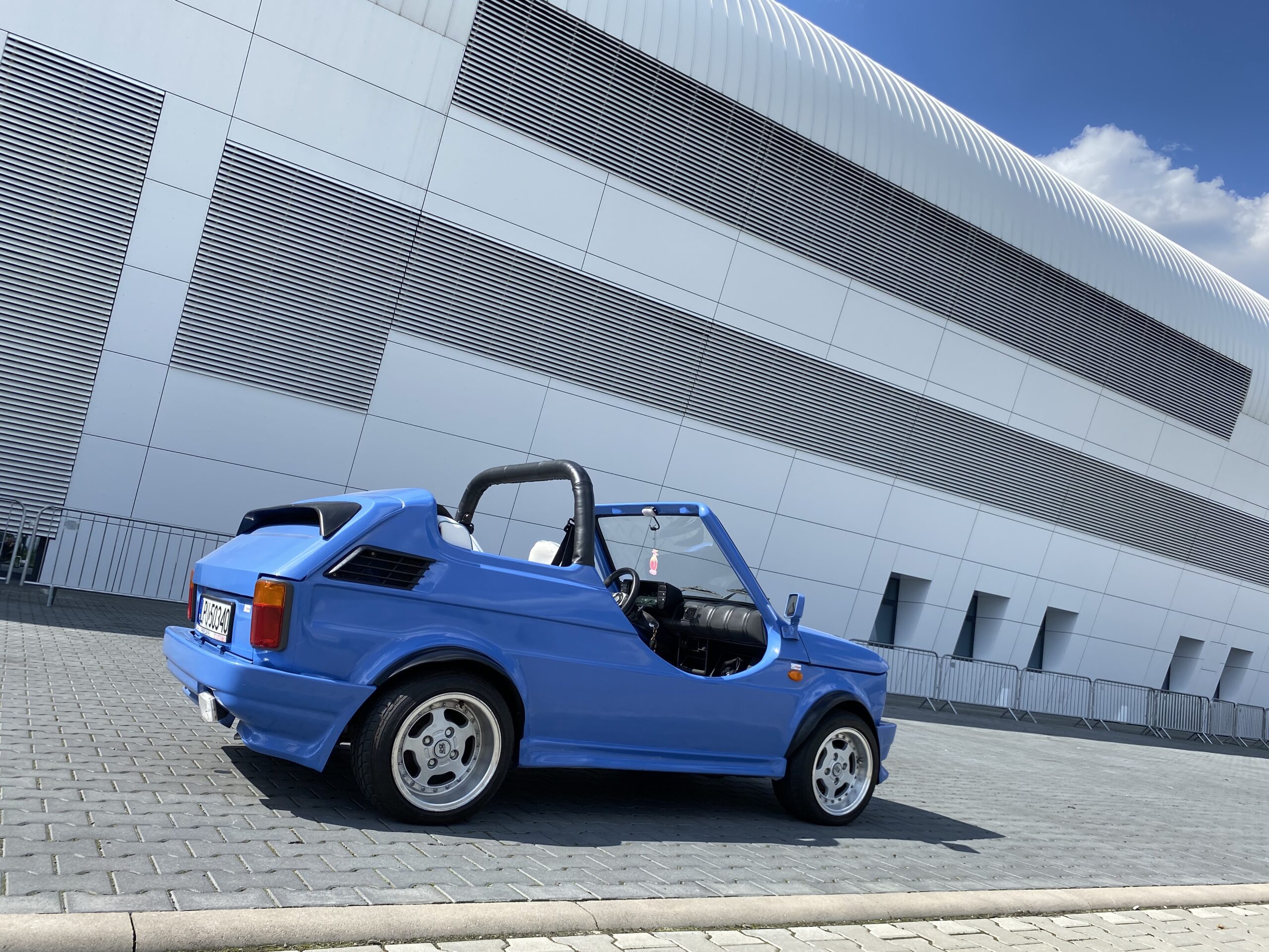 Fiat 126p Cabrio - FreeCar
